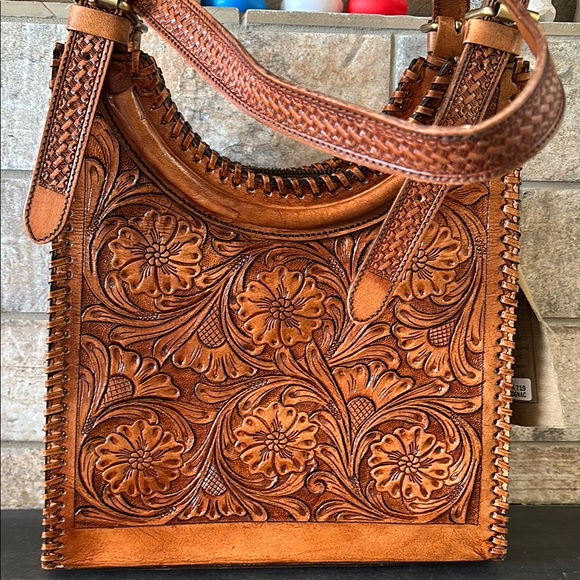 Vilenca Holland | Bags | Nwt Gorgeous Vilenca Holland Handcrafted ...